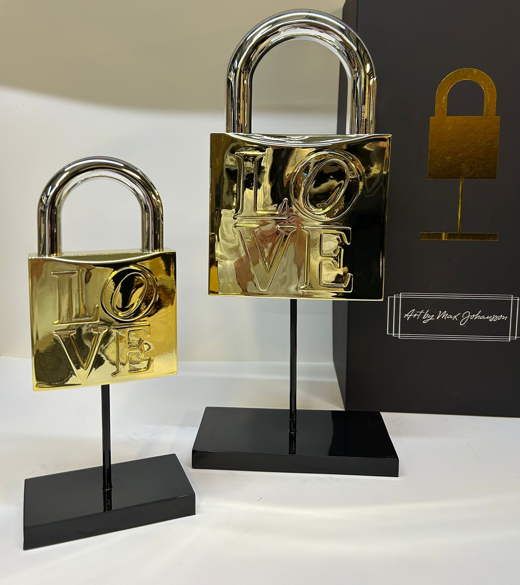 The Love Lock Gold Medium - Max Johansson